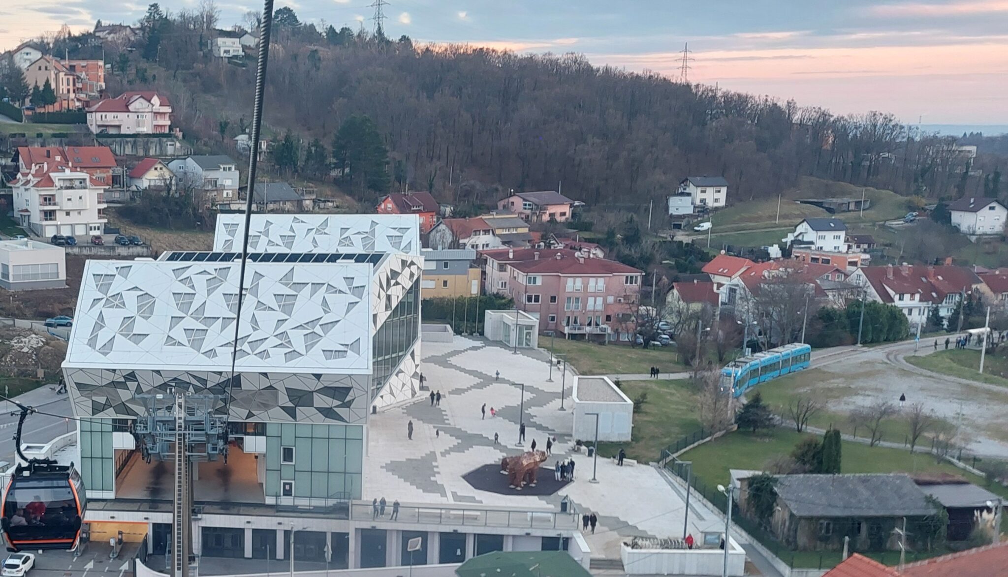 Sljeme - skijanje, sanjkanje i uživanje nadomak Zagreba